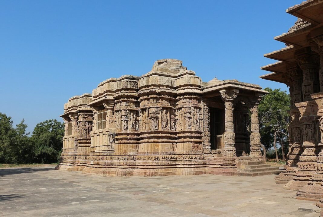 Ultimate Guide on Sun Temple of Modhera : Modhera Iconic Surya Mandir ...
