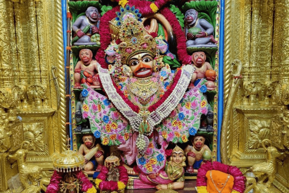 Sarangpur Hanuman Temple: History, Visiting Time, Aarti & More - Face ...